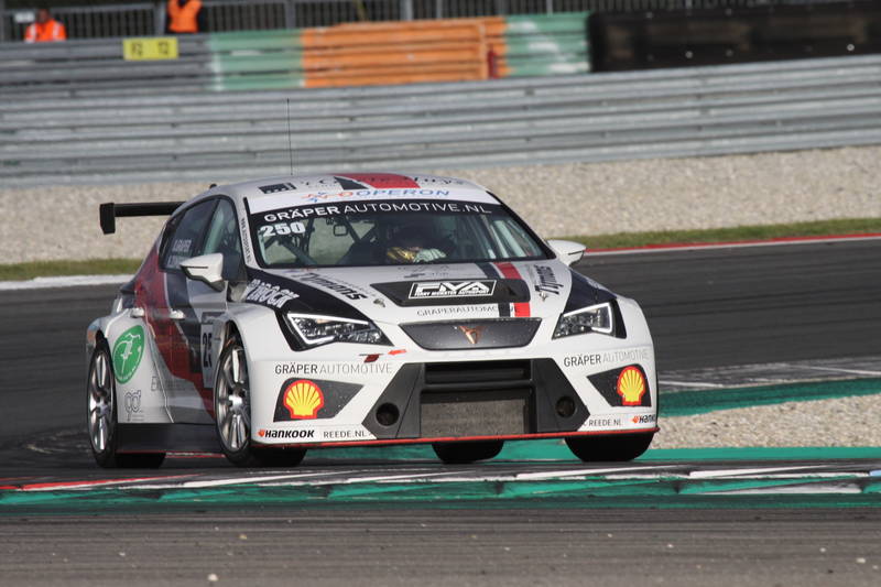 Oscar Gräper probeert zijn kansen te pakken - Supercar Challenge