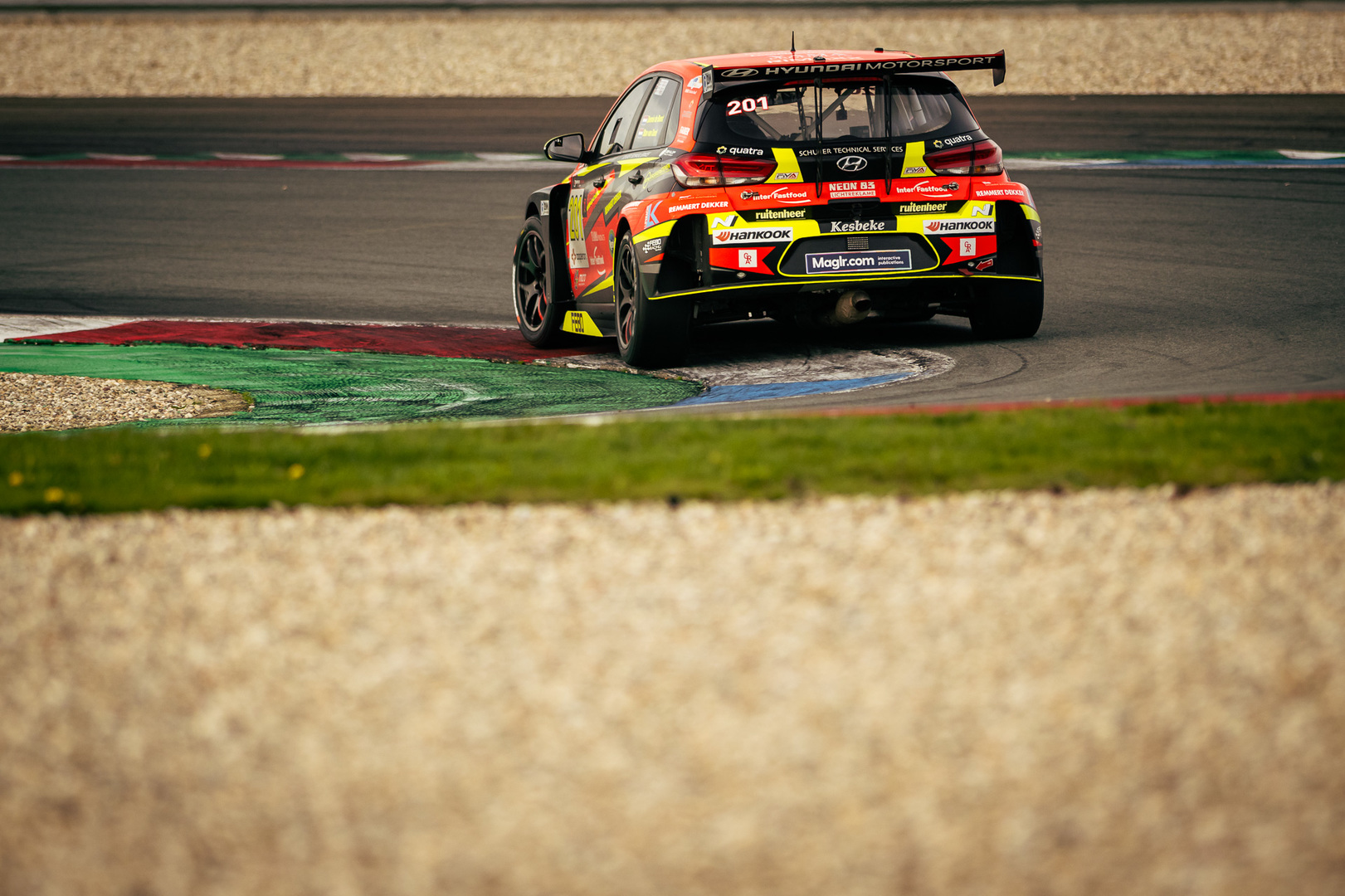 FEBO Racing sluit seizoen af met een prachtige zege - Supercar Challenge