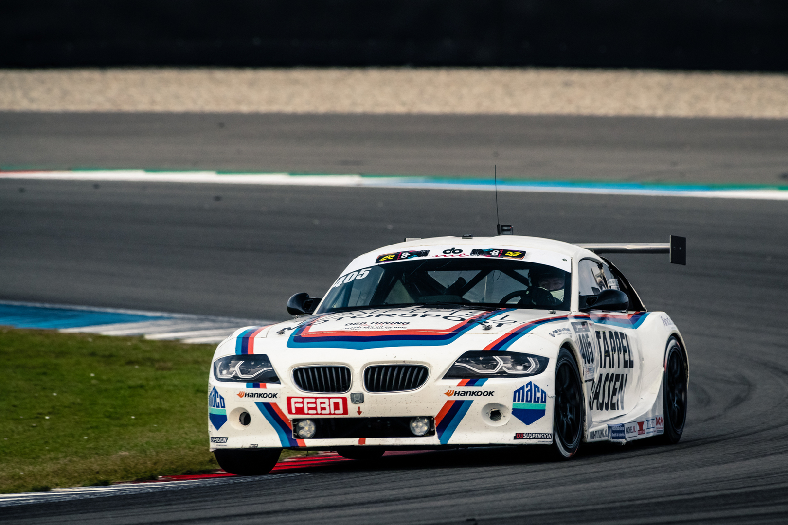 Eerste overwinning 2018 voor JW Raceservice tijdens Hankook Finaleraces ...