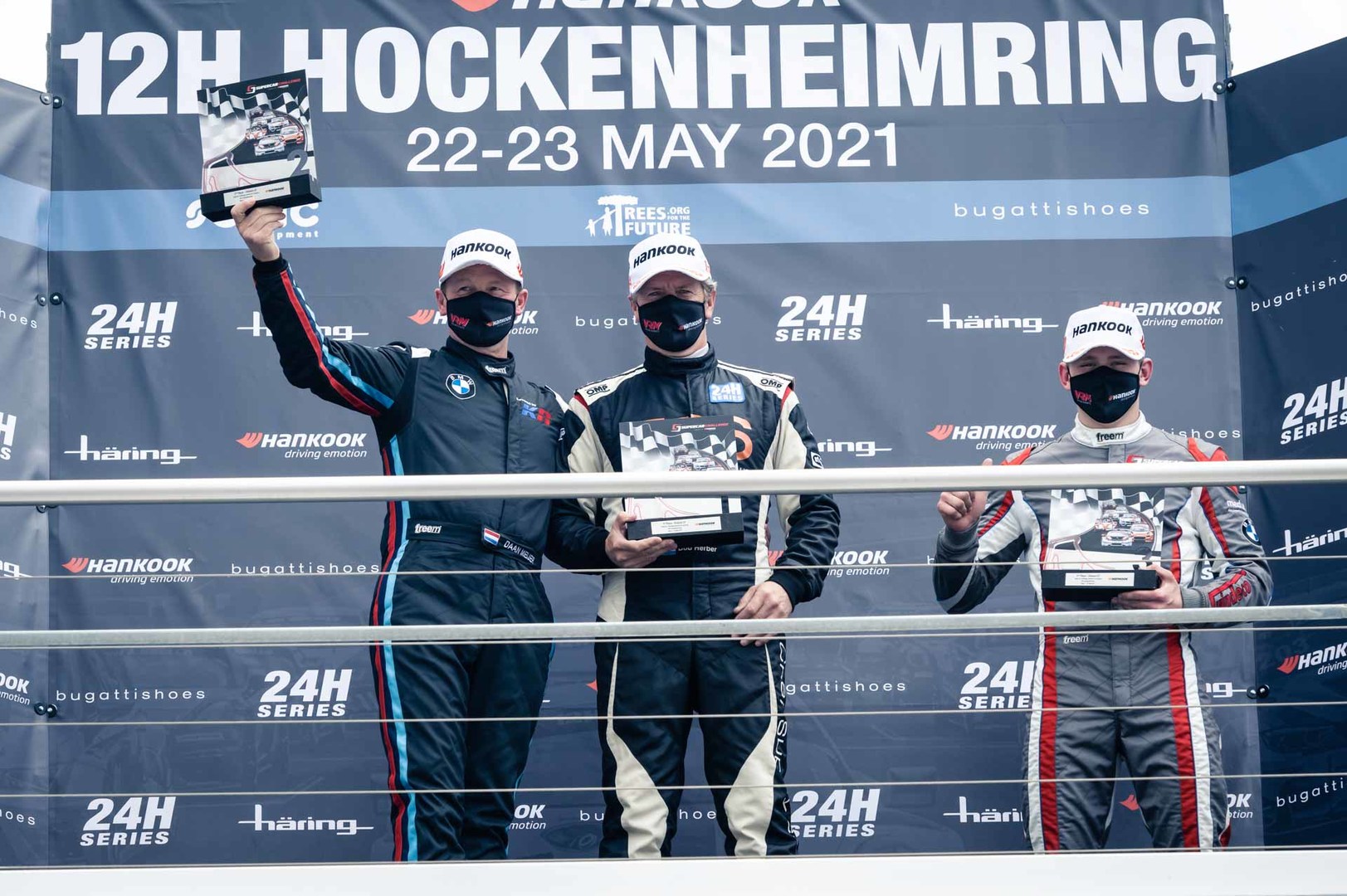 Tom Boonen wint race 1 na een Full Course Yellow in de slotfase ...