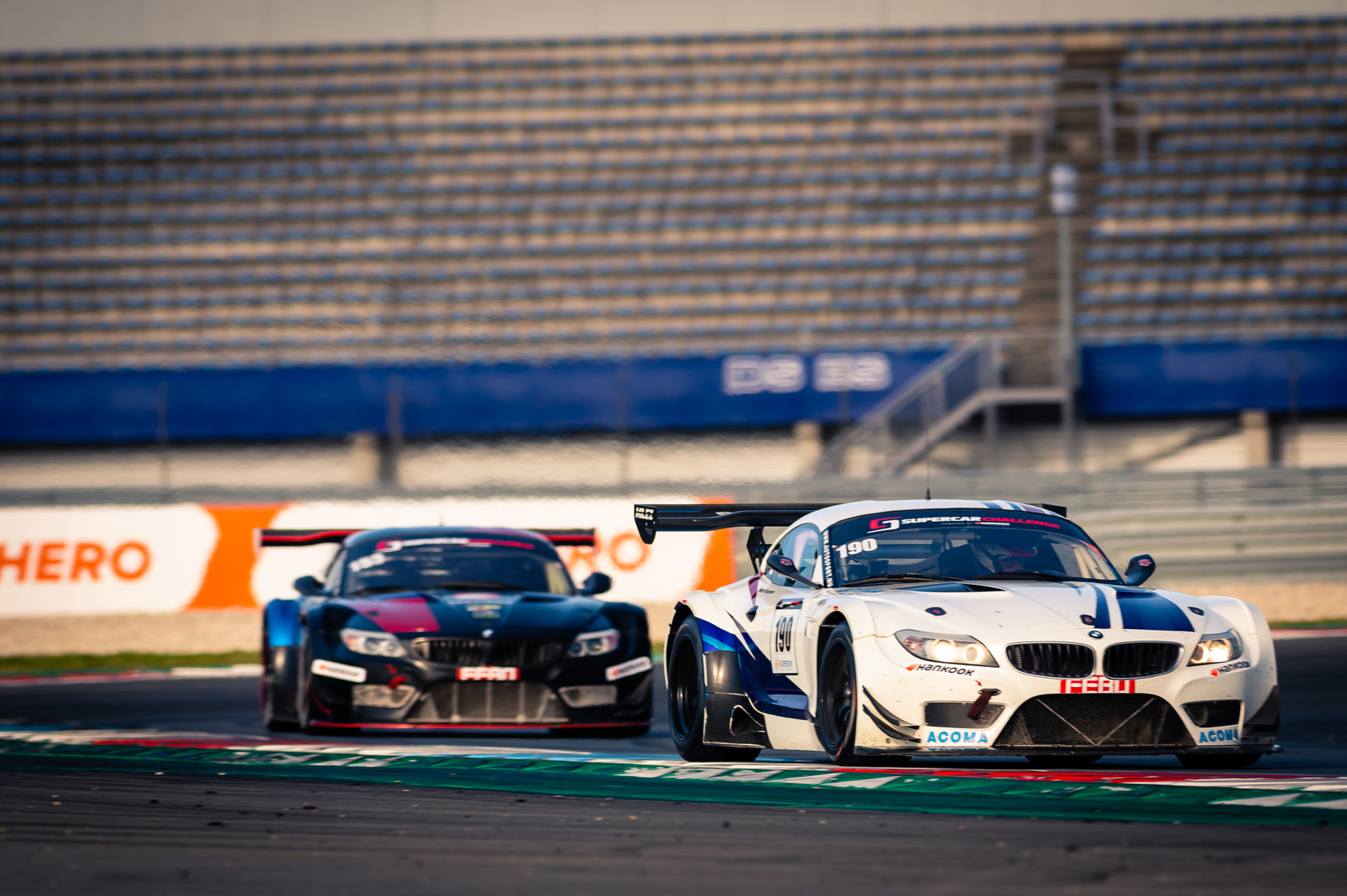 Koopman Racing pakt zeges op Assen en levert raceplezier - Supercar ...