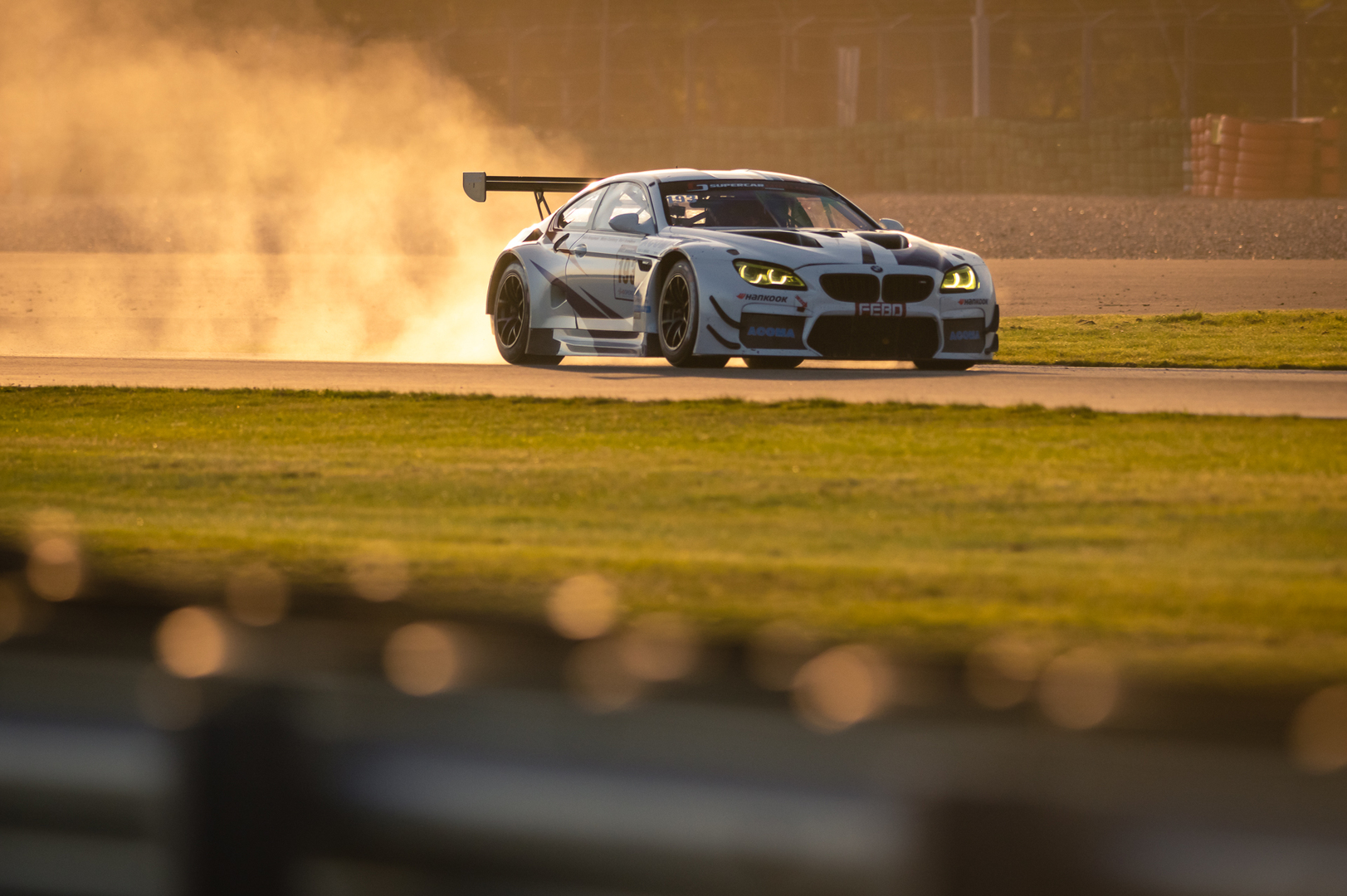 Koopman Racing pakt zeges op Assen en levert raceplezier - Supercar ...