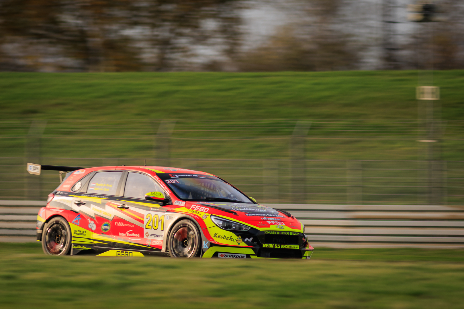 Laatste wedstrijd 2022 prooi voor Alain Berg - Supercar Challenge