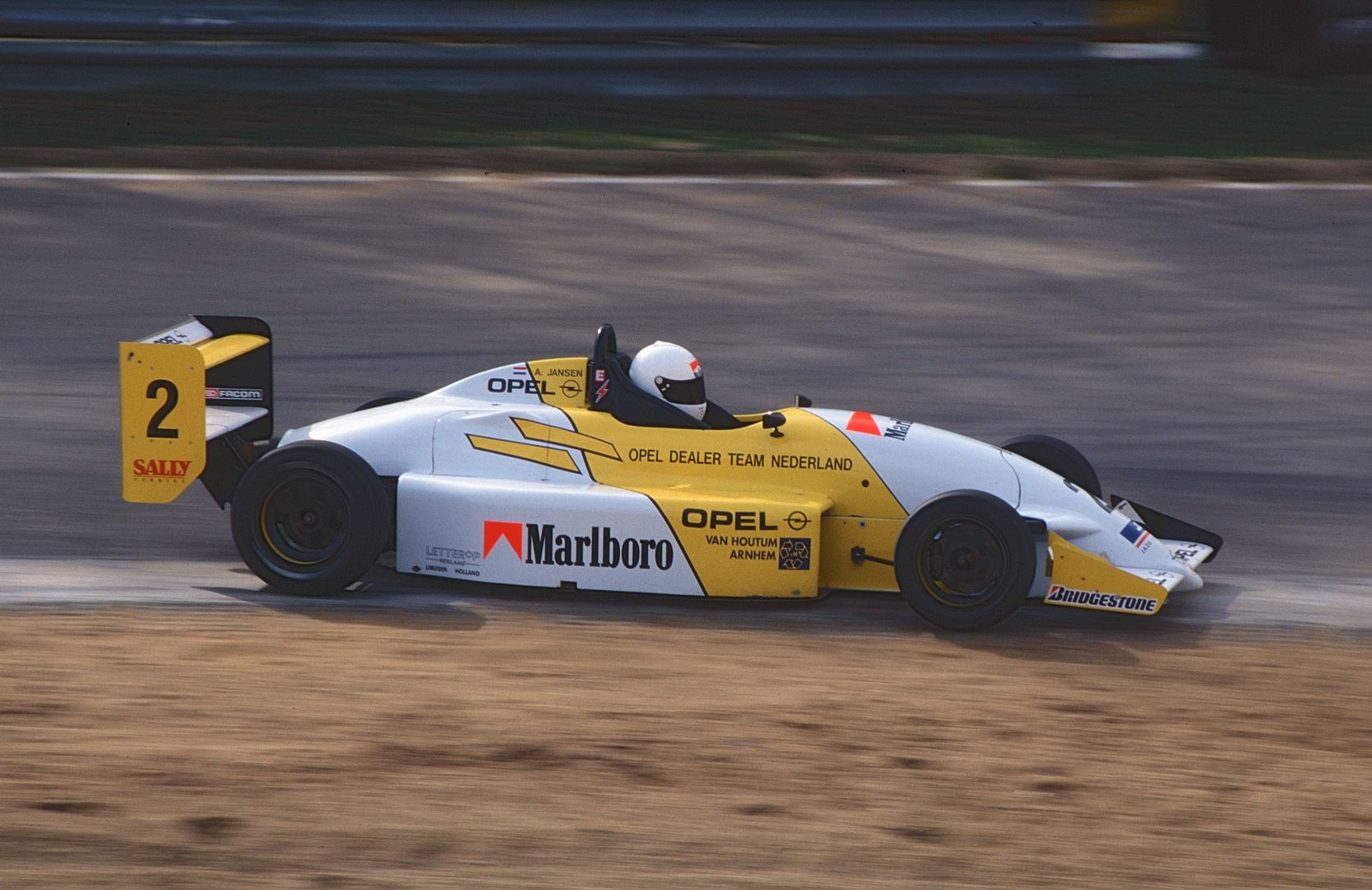 Autosportplezier voor herintreder Axel Jansen en zoon Mex - Supercar ...