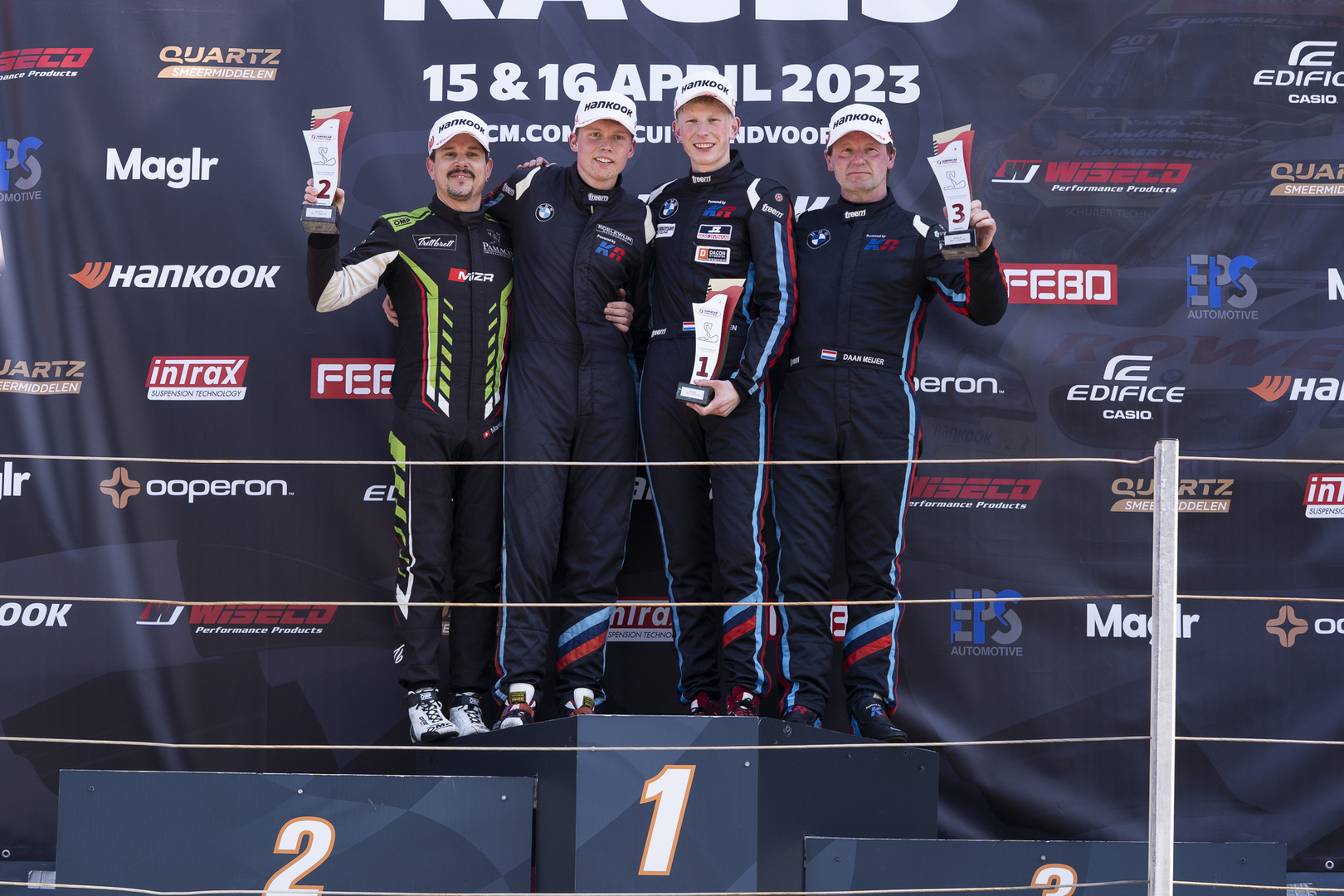 Mex Jansen en Jordin Poland overheersen eerste Voorjaarsrace - Supercar ...