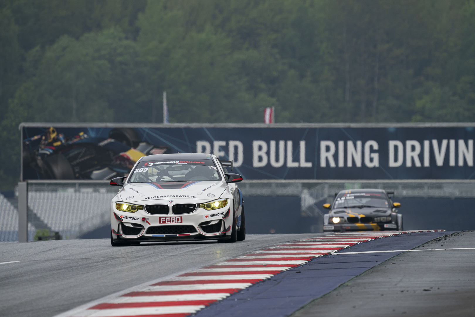 Henk Tappel pakt de poleposition op de Red Bull Ring - Supercar Challenge