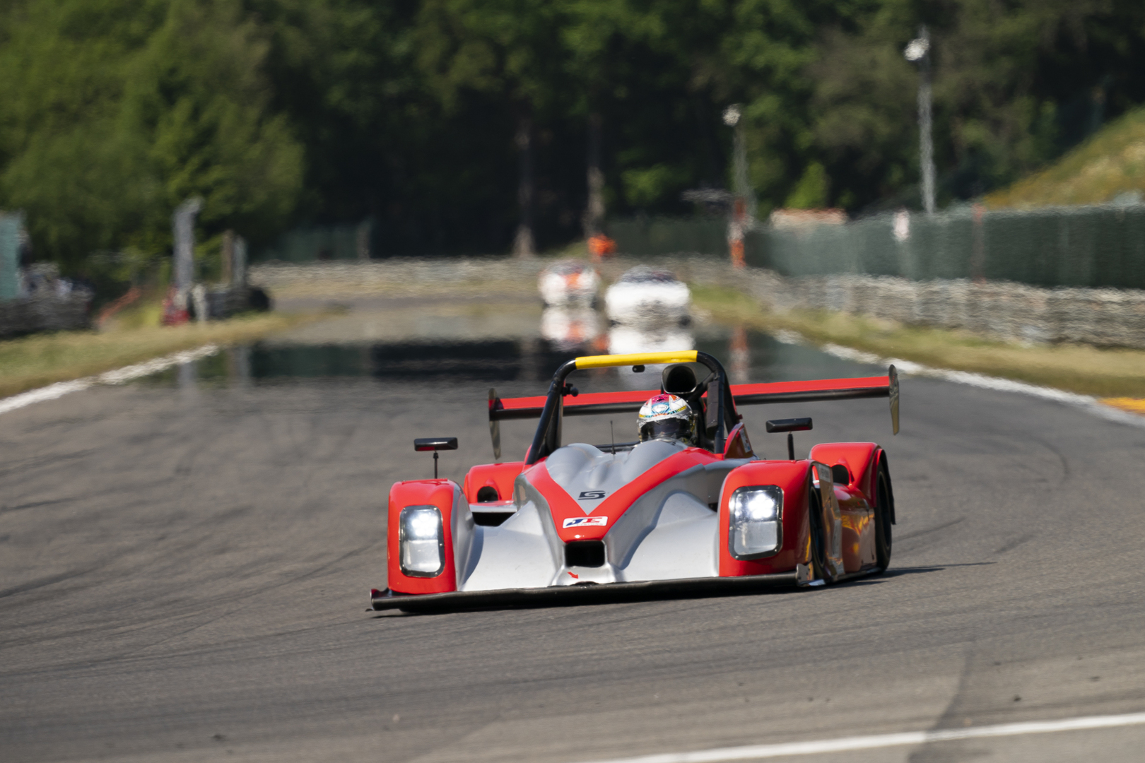 Praga niet bij te houden op Spa, Tubben-Weering naar winst in GT ...