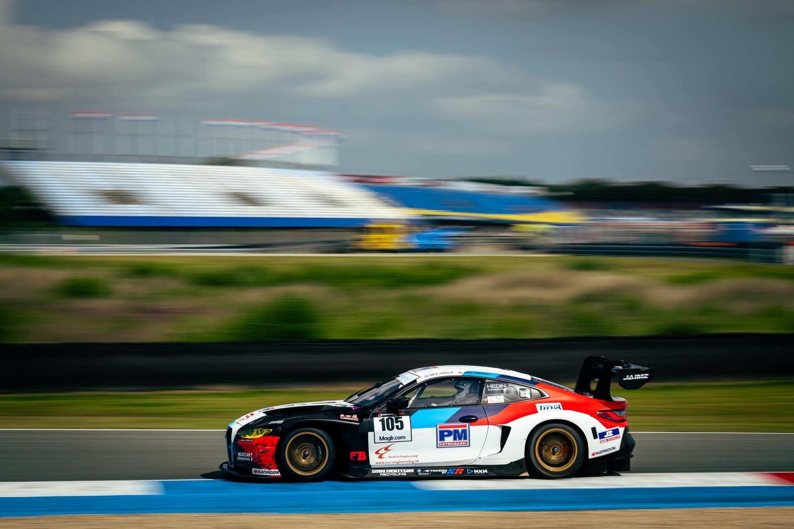 Spectaculair startveld The Racing Day - Supercar Challenge